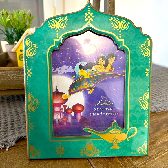 Disney | Accents | Disney Aladdin Frame | Poshmark